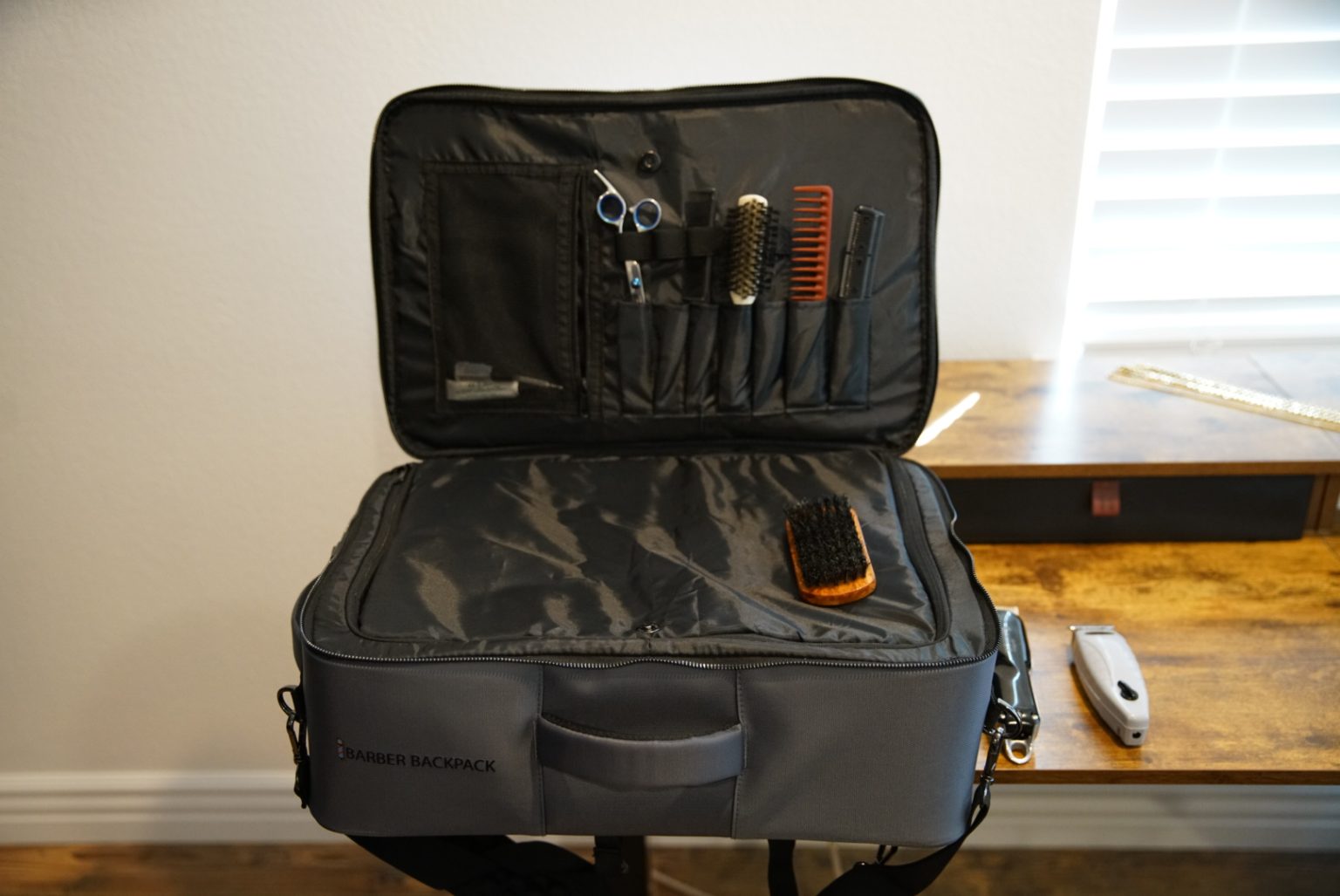 'Master PRO' Barber Backpack® / Barber Bag® for Groomers, Hairstylists ...